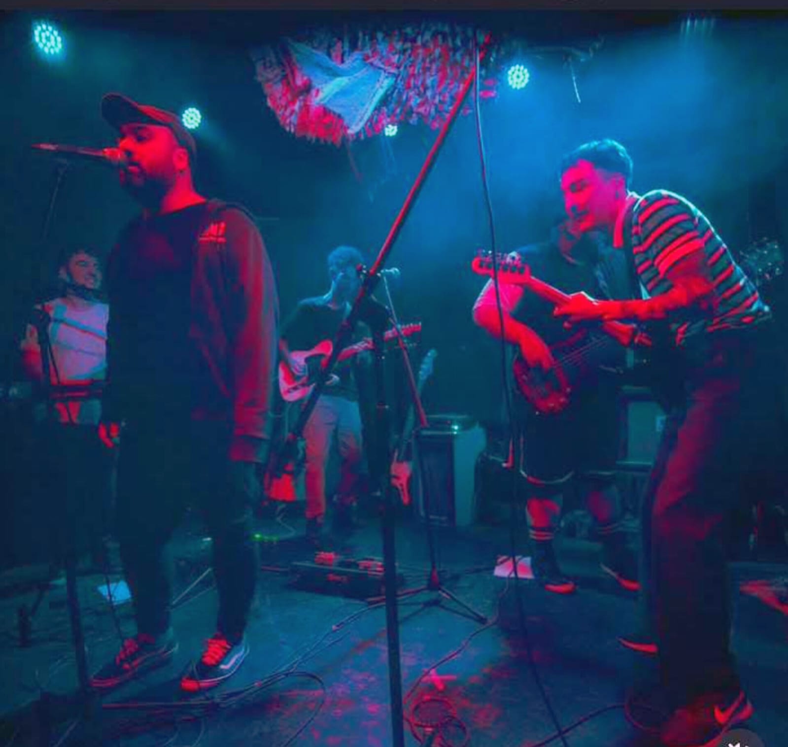 Con Ramiro Lescano de invitado, Bruno Bonarelli lanzó “La fuerza del ...